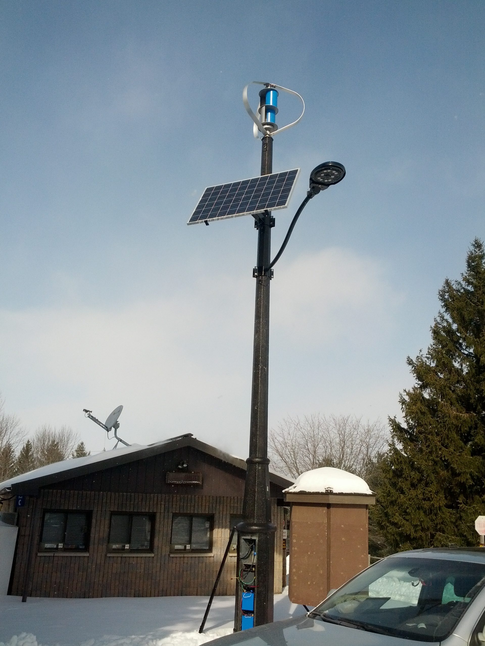 Chatting About Off-Grid Lights With Daisy Energy • Signature Electric